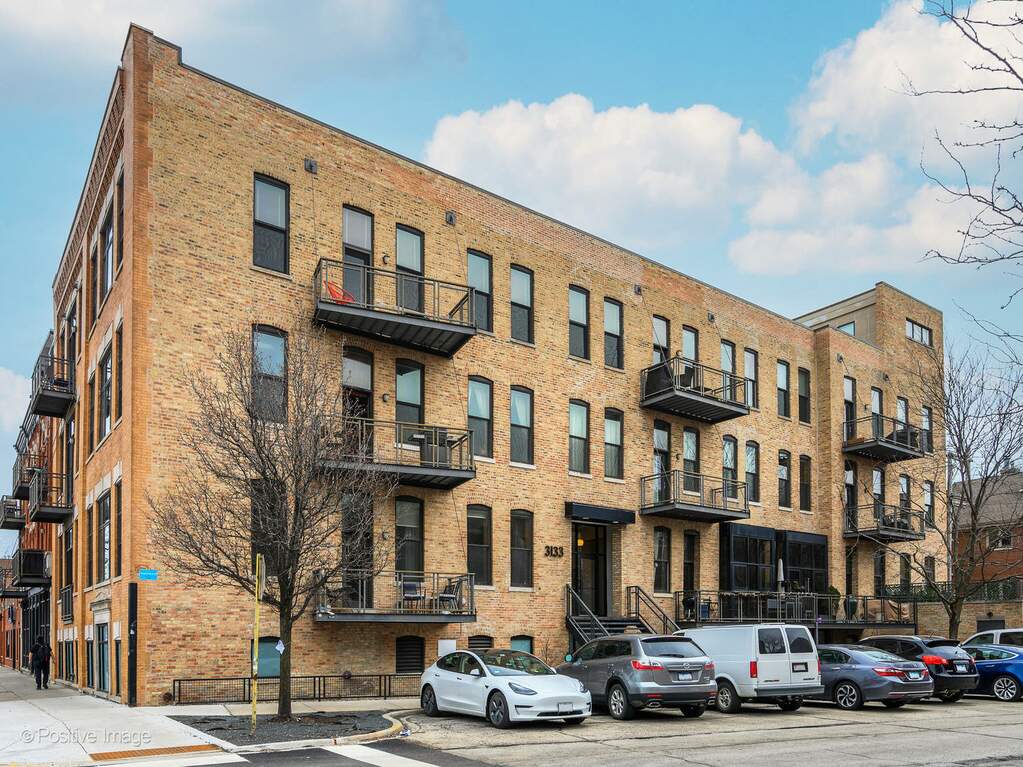 3133 N Lakewood Avenue #2H, Chicago, IL 60657 | MLS# 11744395 ...