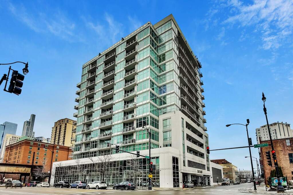50 E 16th Street #703, Chicago, IL 60616 | MLS# 11747882 | @properties ...