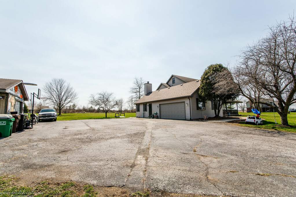 26716 S Oak River Drive, Monee, IL 60449 | MLS# 11749689 | @properties ...