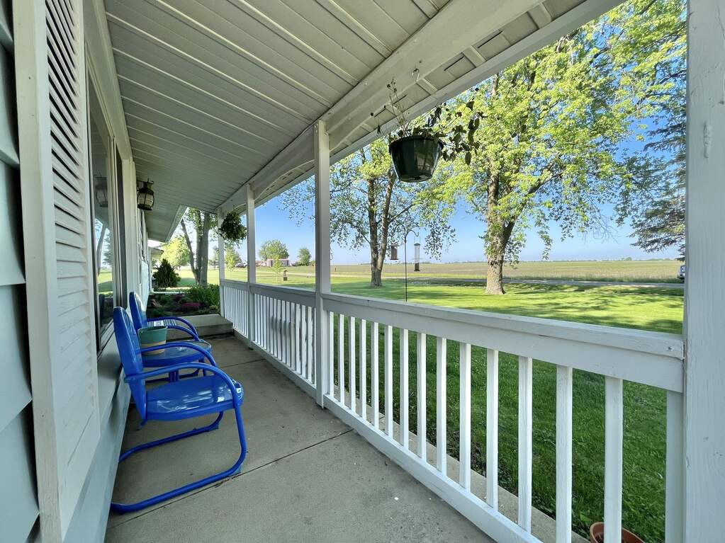 9657 N 1250 East Road, Shirley, IL 61772 | MLS# 11766217 | @properties ...