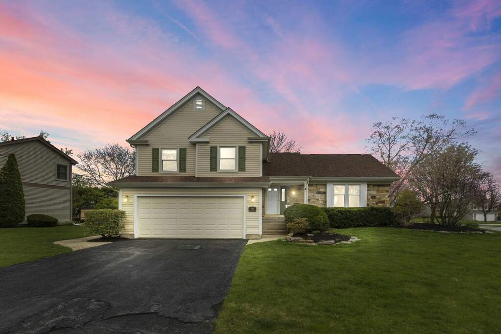 1301 Madison Drive, Buffalo Grove, IL 60089 | MLS# 11768711 ...