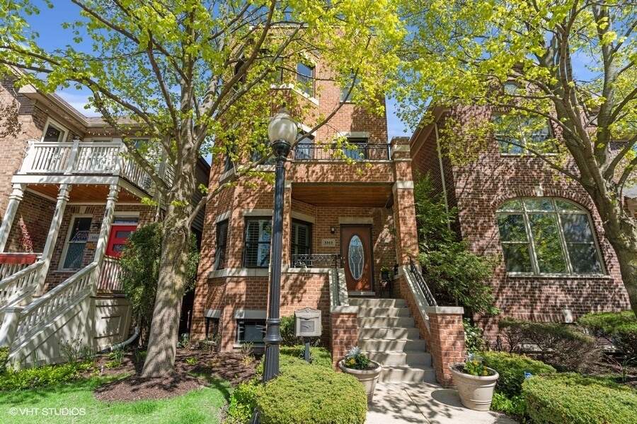 3313 S Throop Street, Chicago, IL 60608 | MLS# 11769275 | @properties ...