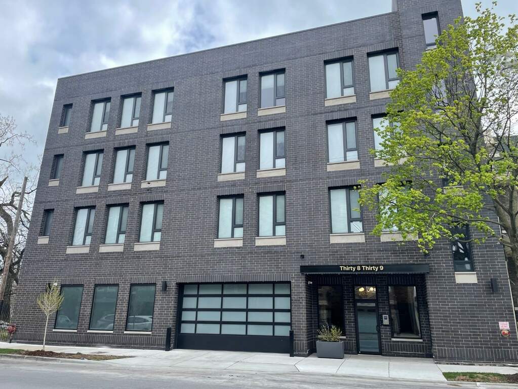 3839 N Clark Street #301, Chicago, IL 60613 | MLS# 11773230 ...