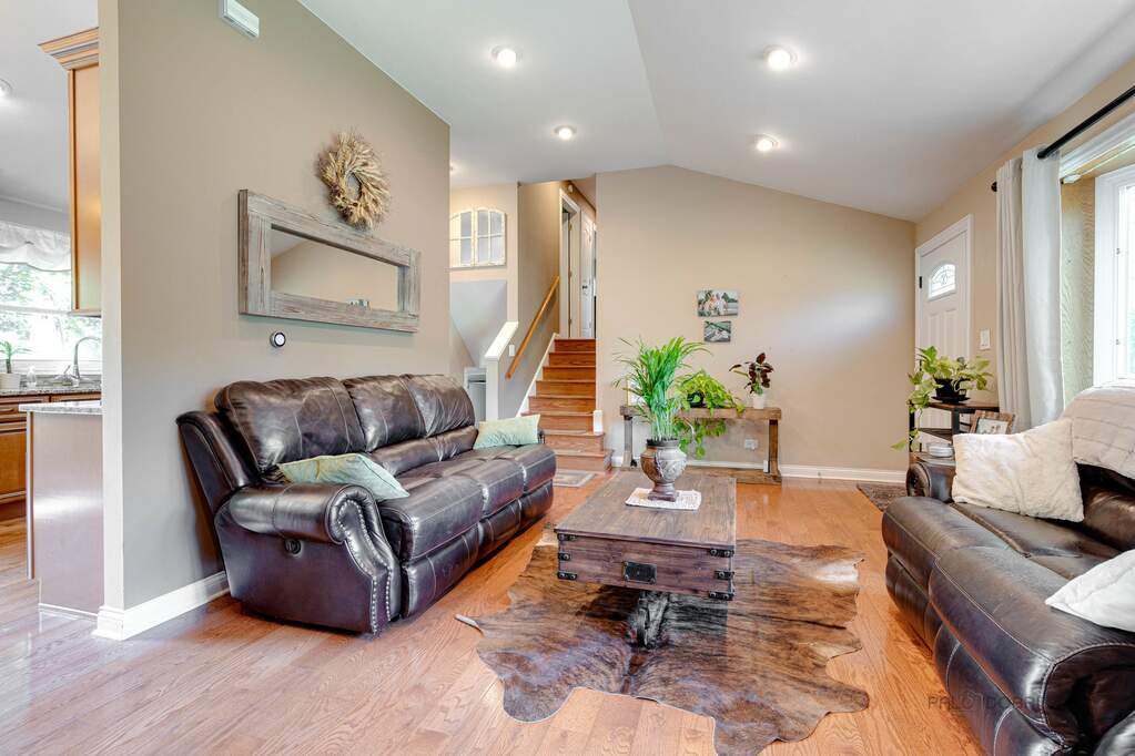 20459 Ela Road, Deer Park, IL 60010 | MLS# 11792160 | @properties ...