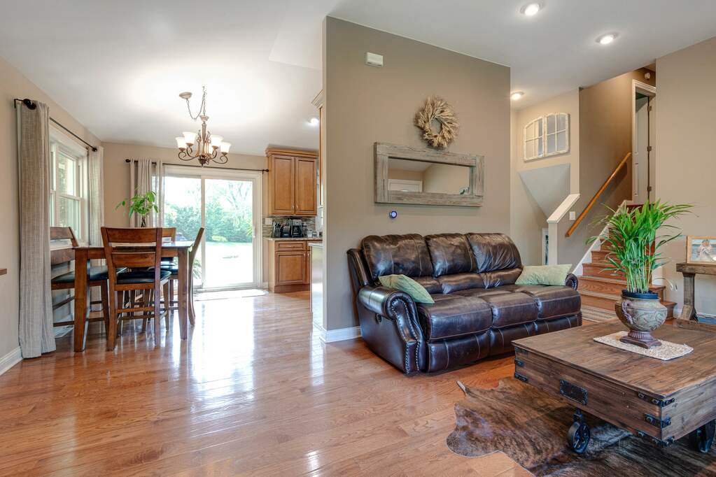 20459 Ela Road, Deer Park, IL 60010 | MLS# 11792160 | @properties ...