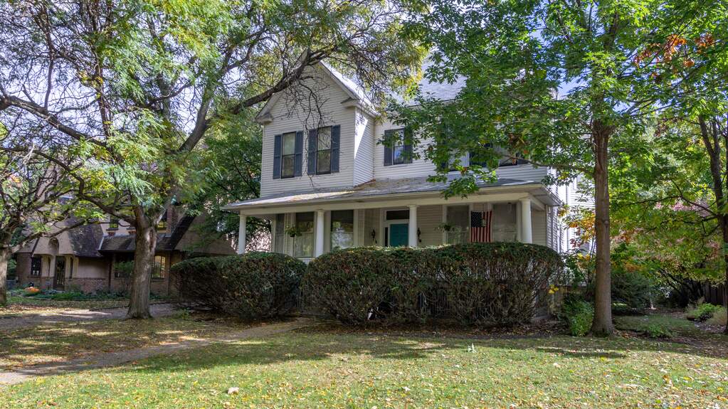 547 Edgewood Place, River Forest, IL 60305 | MLS# 11792336 ...