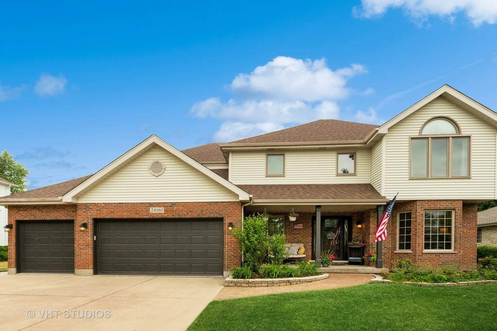 24165 Cabernet Lane, Plainfield, IL 60586 | MLS# 11808697 | @properties ...