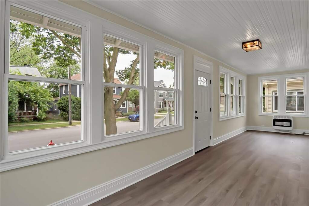 212 S Dunton Avenue, Arlington Heights, IL 60005 | MLS# 11811953 ...