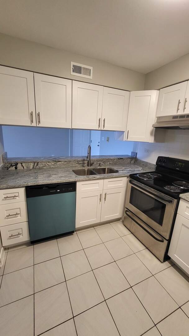 14647 Greenwood Road #B404, Dolton, IL 60419 | MLS# 11812876 ...