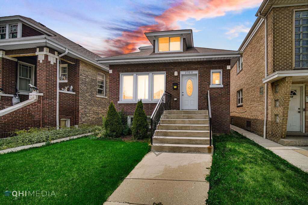 2520 S 59th Court, Cicero, IL 60804 | MLS# 11821843 | @properties ...