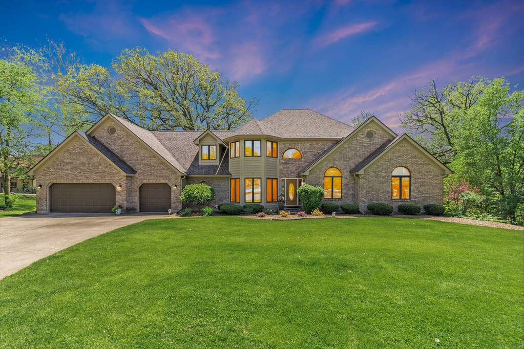 19 Amanda Lane, Yorkville, IL 60560 | MLS# 11825370 | @properties ...