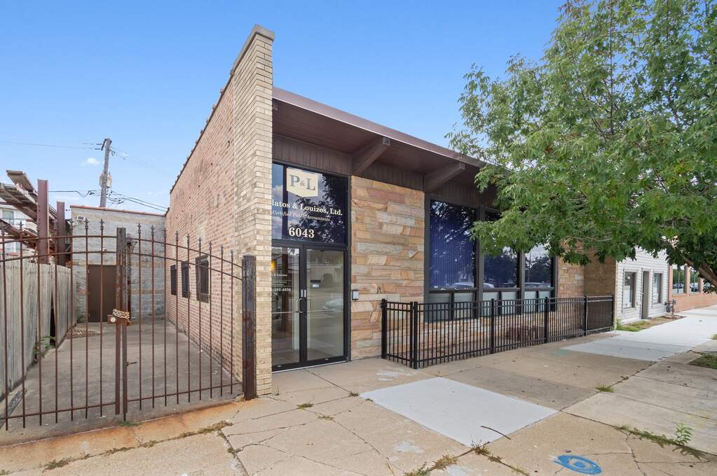 6043 N Milwaukee Avenue, Chicago, IL 60646 | MLS# 11835504 ...