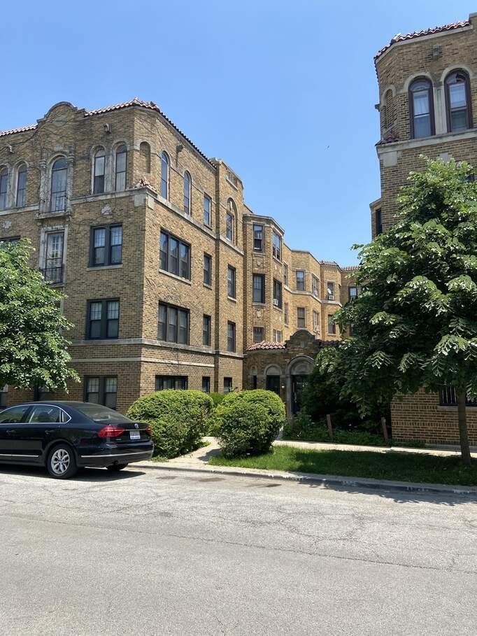 4266 W Irving Park Road #213, Chicago, IL 60641 | MLS# 11863948 ...
