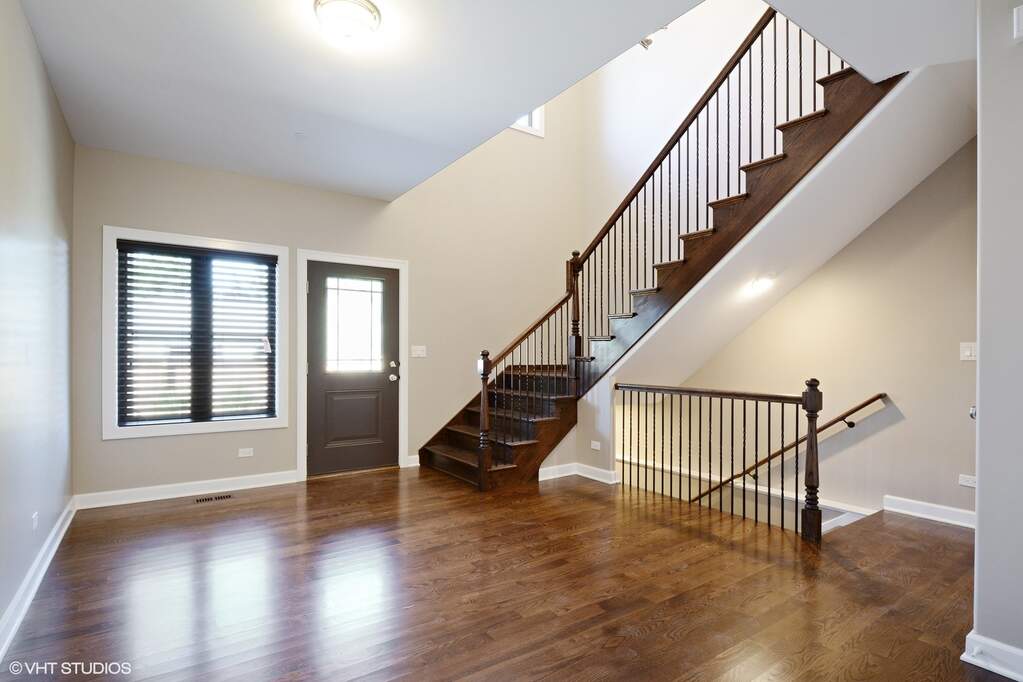 7 Terrace Lane, Lake Zurich, IL 60047 | MLS# 11878882 | @properties ...