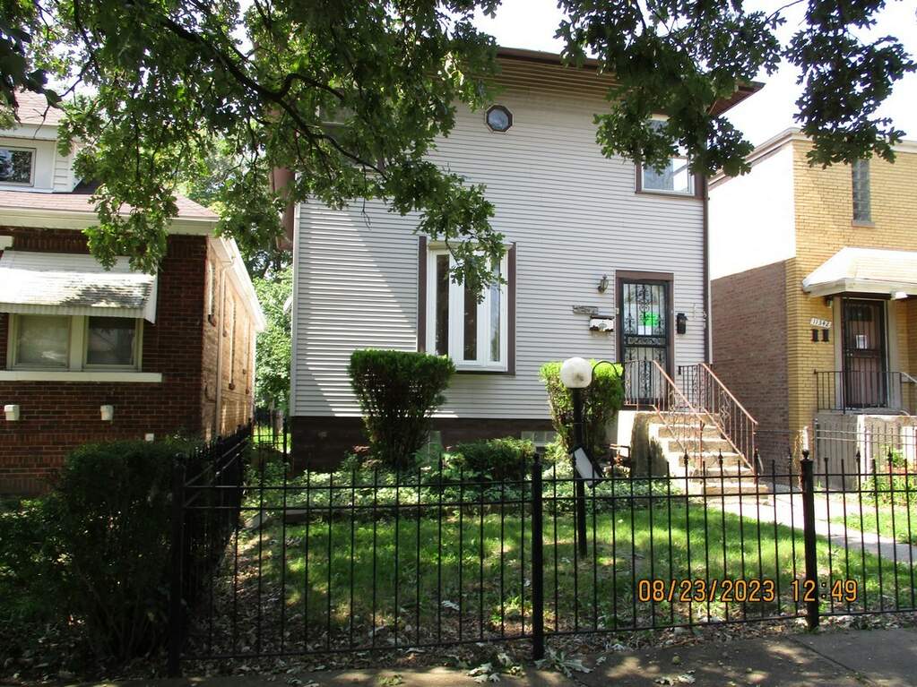 11346 S Throop Street, Chicago, IL 60643 | MLS# 11880674 | @properties ...