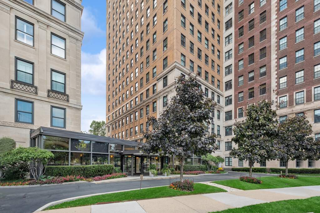 3740 N Lake Shore Drive #5A, Chicago, IL 60613 | MLS# 11889848 ...