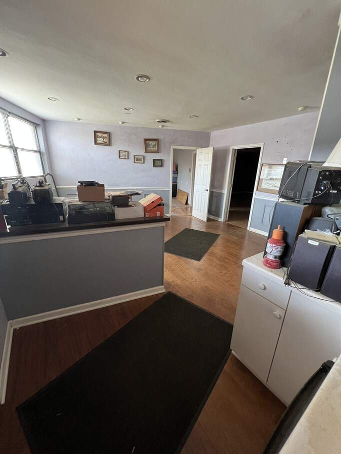 10148 Pacific Avenue, Franklin Park, IL 60131 | MLS# 11893751 ...