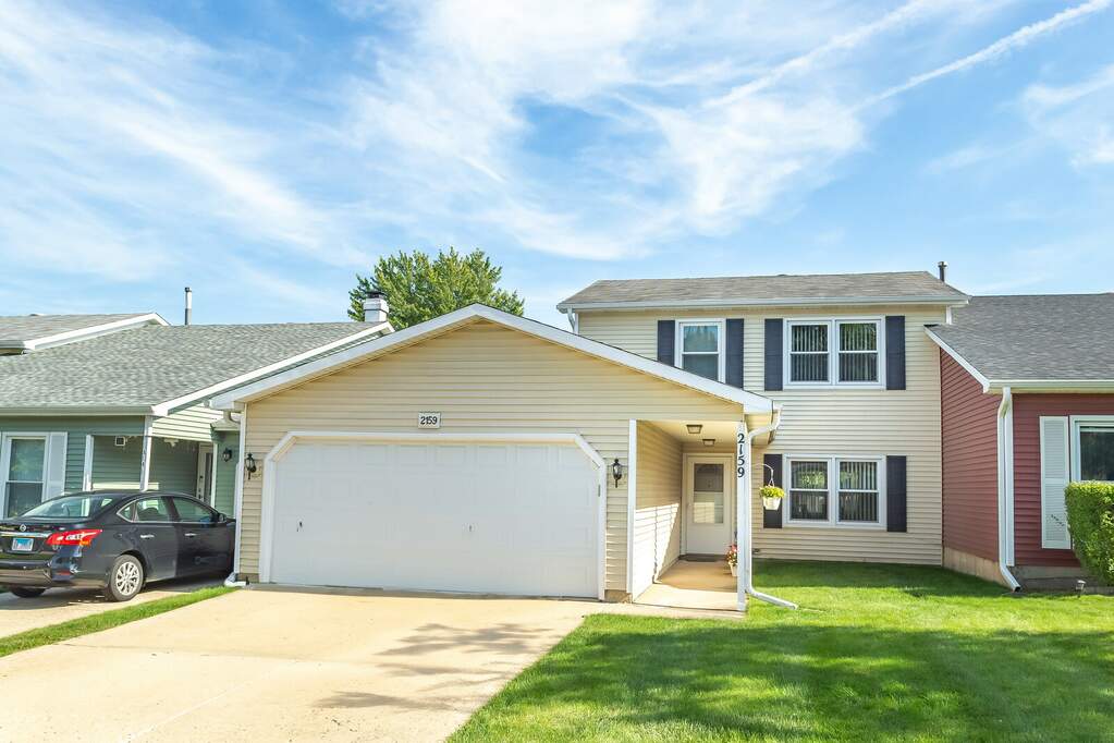 2159 College Drive, Glendale Heights, IL 60139 | MLS# 11907819 ...