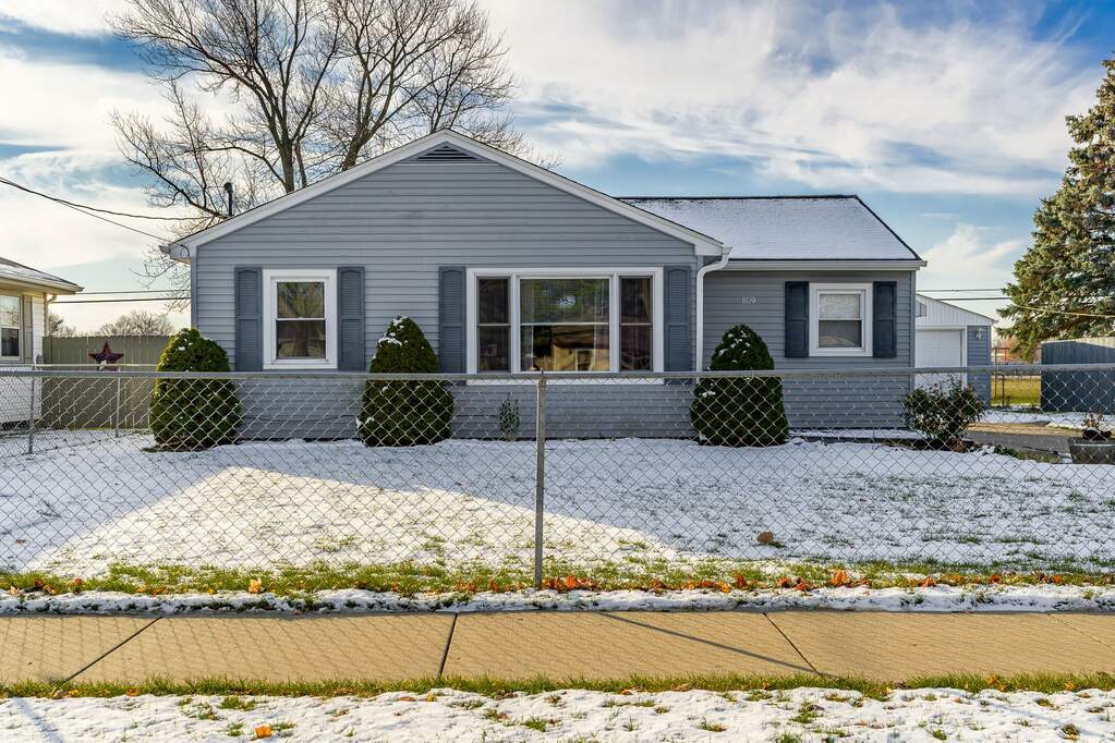 809 Copper Drive, Machesney Park, IL 61115 | MLS# 11932583 ...
