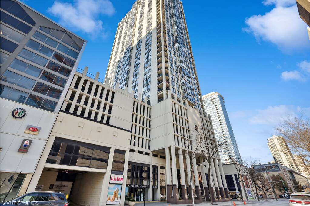 1122 N Clark Street #2703, Chicago, IL 60610 | MLS# 11937232 ...