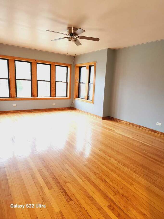 6438 N Campbell Avenue, Chicago, IL 60645 | MLS# 11944830 | @properties ...