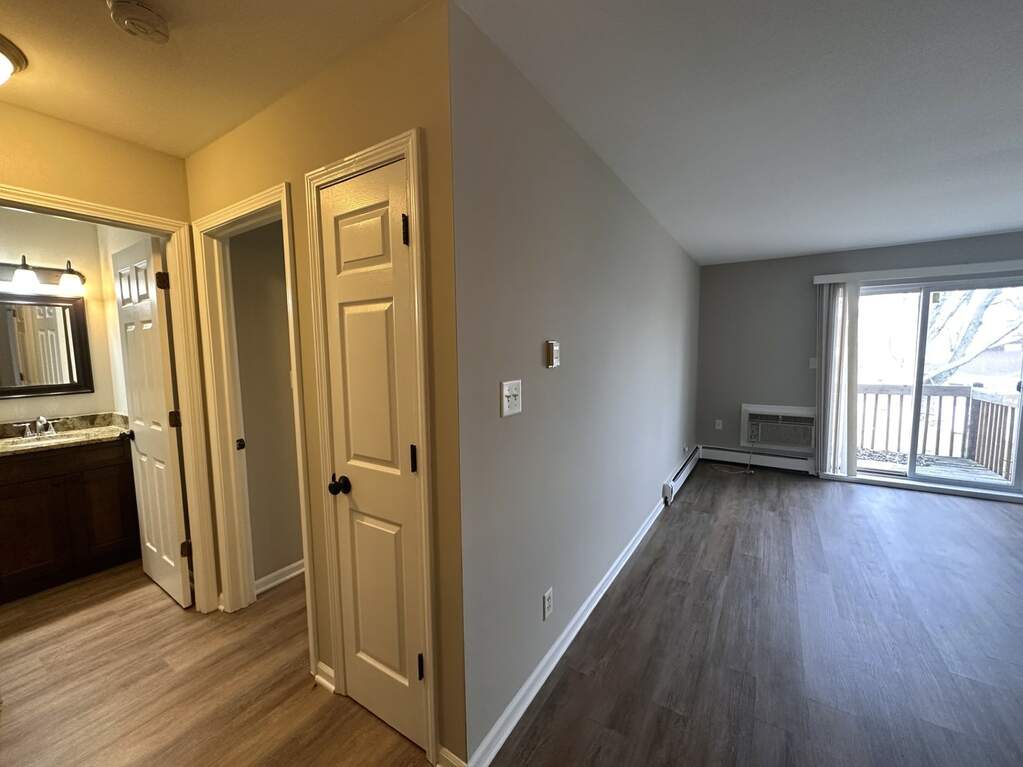 2000 Light Road #208, Oswego, IL 60543 | MLS# 11947414 | @properties ...