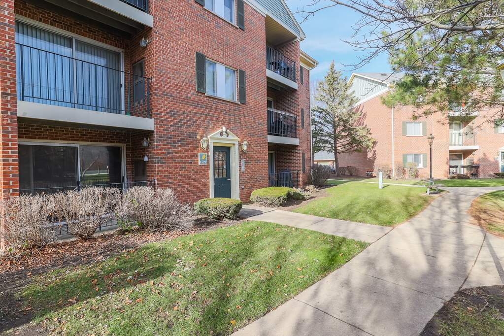 1522 N River West Court #1B, Mount Prospect, IL 60056 | MLS# 11948172 ...