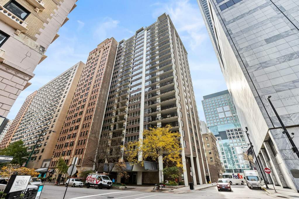 201 E Chestnut Street #16F, Chicago, IL 60611 | MLS# 11950429 ...