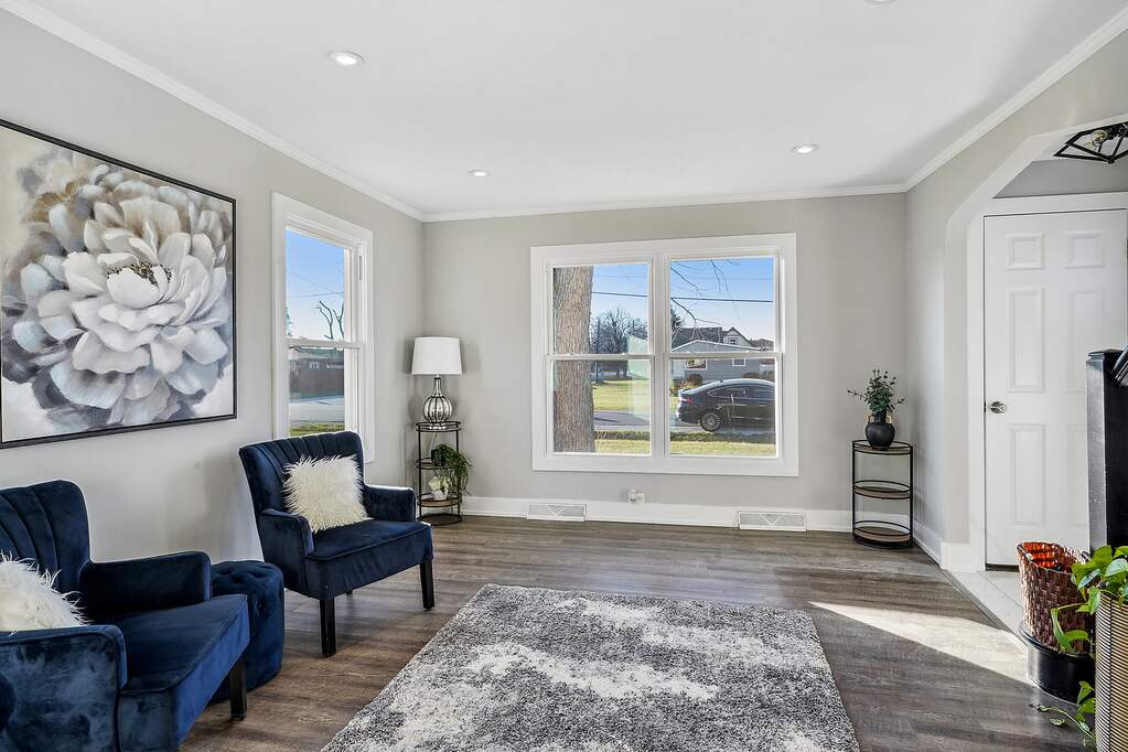 10857 S Nagle Avenue, Worth, IL 60482 | MLS# 11951003 | @properties ...