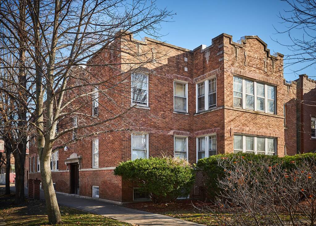 2525 W Arthur Avenue #1W, Chicago, IL 60645 | MLS# 11952318 ...