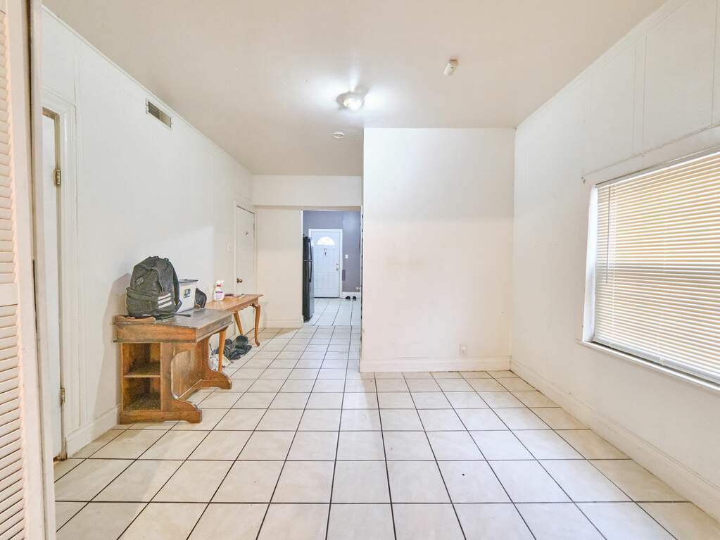 4515 S Paulina Street, Chicago, IL 60609 | MLS# 11953268 | @properties ...