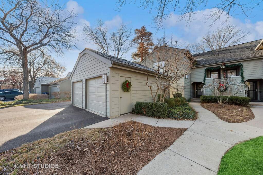 260 Timber Ridge Lane #C, Lake Barrington, IL 60010 | MLS# 11953934 ...