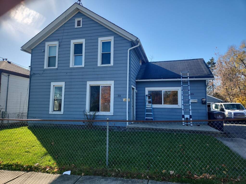 264 N Jackson Street #1, Elgin, IL 60123 | MLS# 11958941 | @properties ...