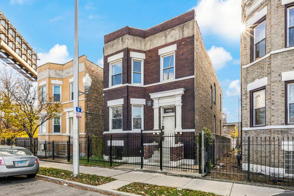 3417 W Harrison Street, Chicago, IL 60624 | MLS# 11968385 | @properties ...