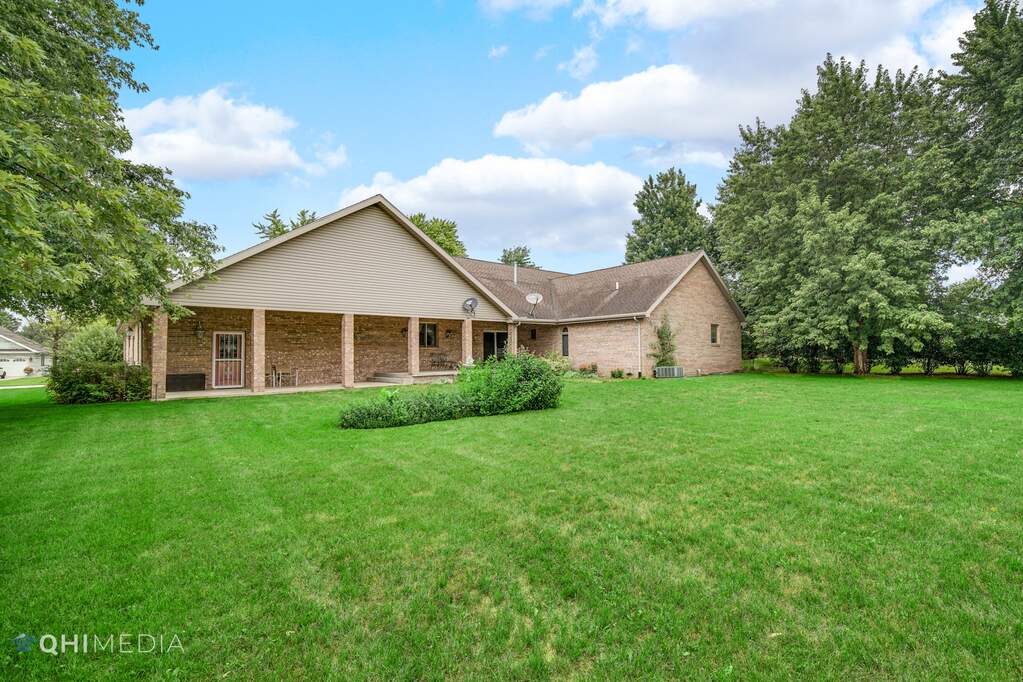 2263 Fox Run Drive, Kankakee, IL 60901 | MLS# 11973841 | @properties ...