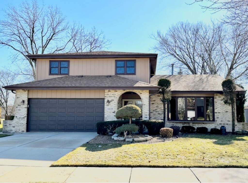 11639 Valley Brook Drive, Orland Park, IL 60462 | MLS# 11977645 ...