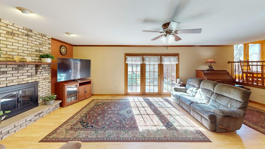 11639 Valley Brook Drive, Orland Park, IL 60462 | MLS# 11977645 ...