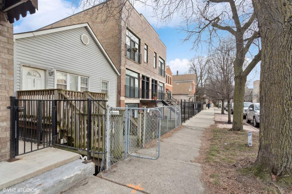 2611 S Lowe Avenue, Chicago, IL 60616 | MLS# 11978730 | @properties ...