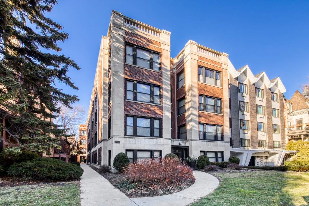 554 W Deming Place #2, Chicago, IL 60614 | MLS# 11984949 | @properties ...