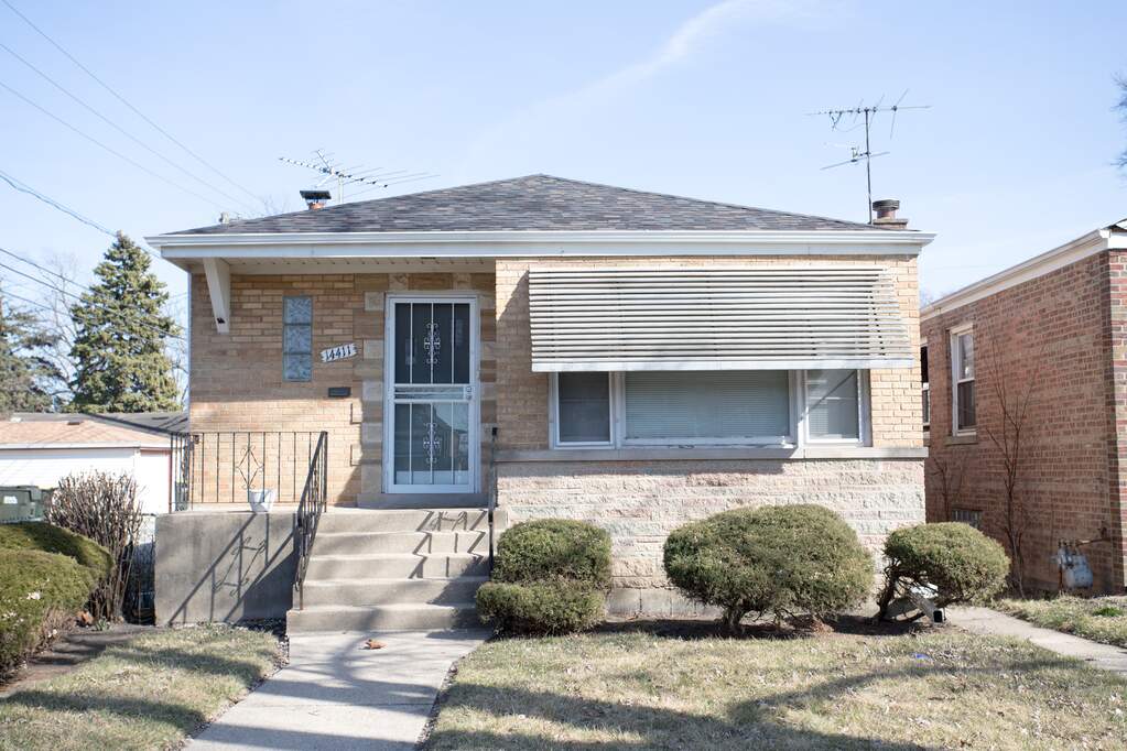 14411 S Emerald Avenue, Riverdale, IL 60827 | MLS# 11994932 ...