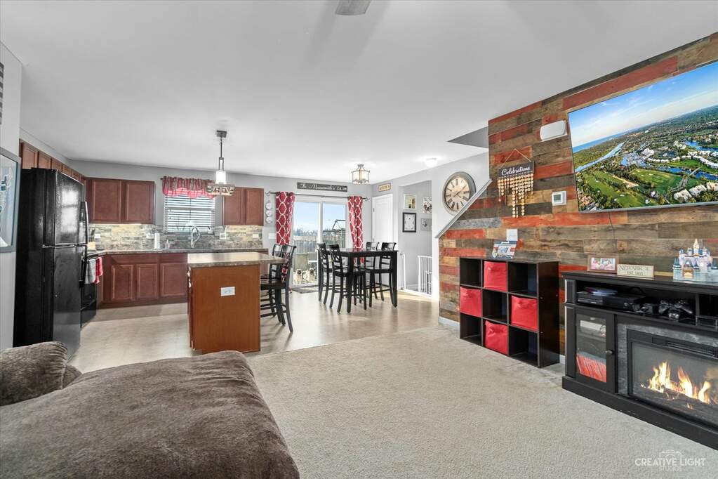 3365 Ryan Drive, Yorkville, IL 60560 | MLS# 12000420 | @properties ...