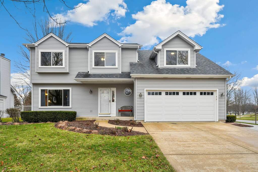 144 S Canyon Drive, Bolingbrook, IL 60490 | MLS# 12003214 | @properties ...