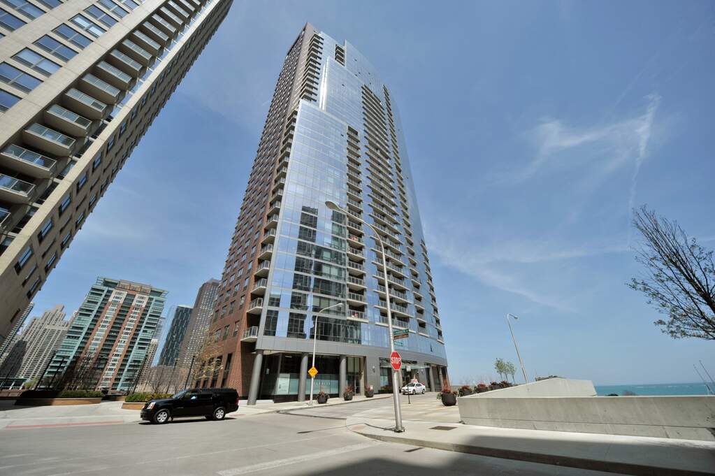 450 E Waterside Drive #2204, Chicago, IL 60601 | MLS# 12008298 ...