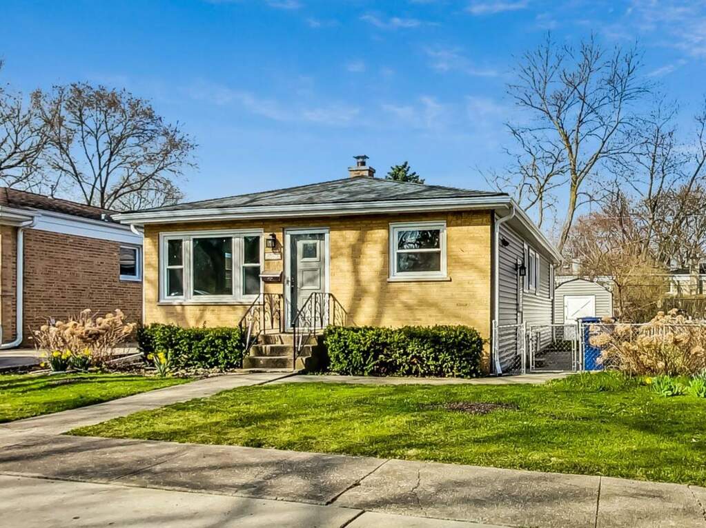 331 Leclaire Avenue, Wilmette, IL 60091 | MLS# 12009698 | @properties ...