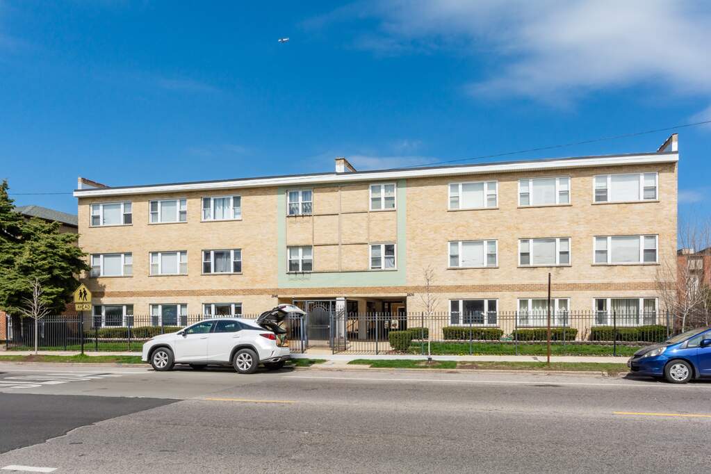 2636 W Foster Avenue #204, Chicago, IL 60625 | MLS# 12017487 ...