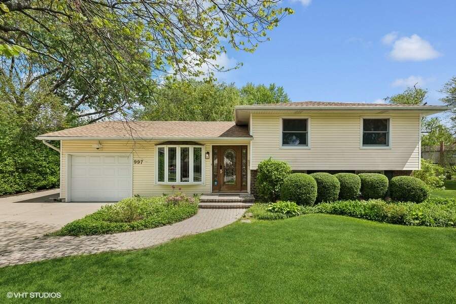 997 N Apple Tree Court, Palatine, IL 60067 | MLS# 12018718 ...