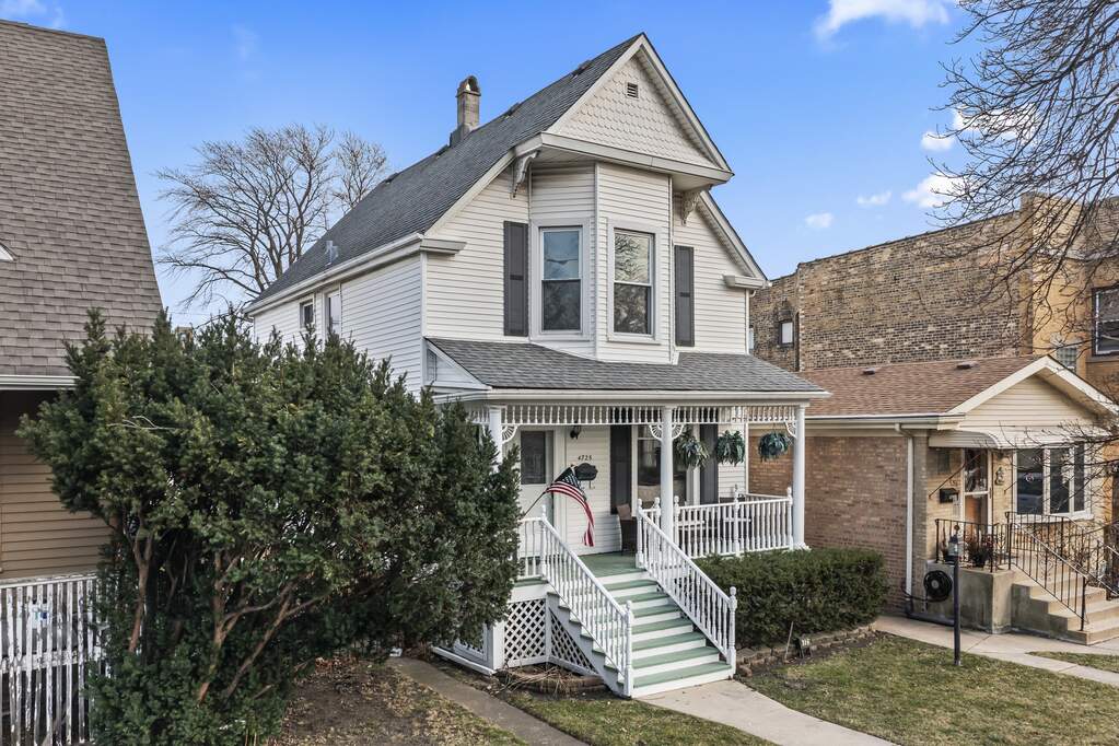 4725 N Kilbourn Avenue, Chicago, IL 60630 | MLS# 12018842 | @properties ...