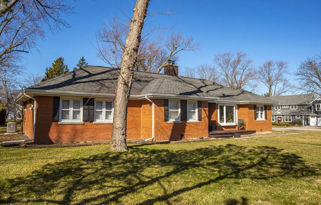 5536 Howard Avenue, La Grange Highlands, IL 60525 | MLS# 12024158 ...