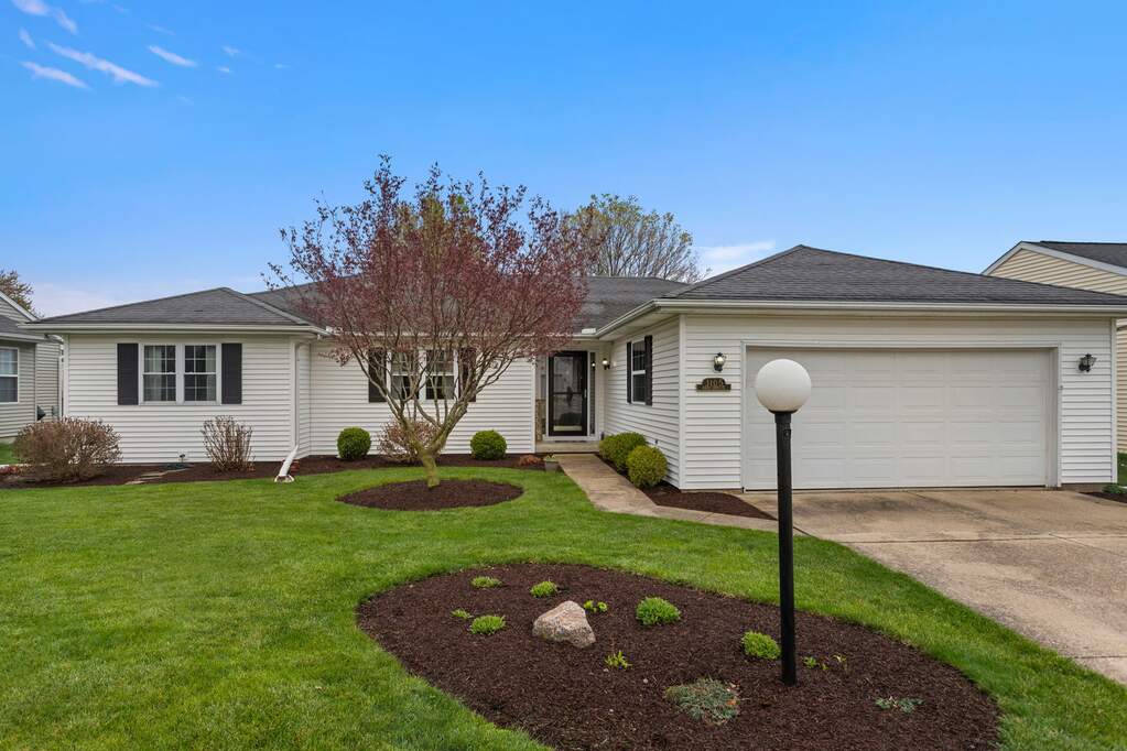 3105 Amy Drive, Champaign, IL 61822 | MLS# 12024500 | @properties ...