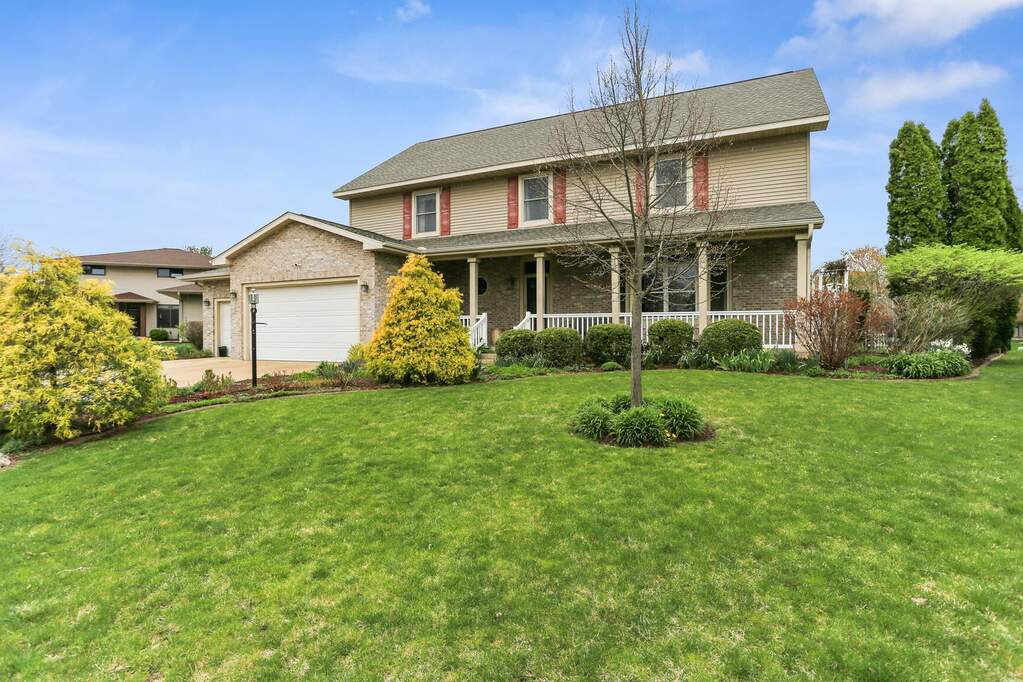 3001 Weeping Cherry Drive, Champaign, IL 61822 | MLS# 12030230 ...